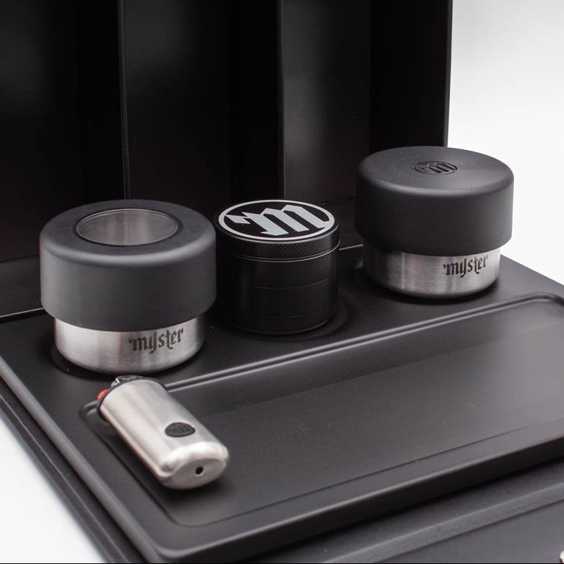 Myster Limited Edition Blacked Out Stashtray Bundle – The Stash Shack